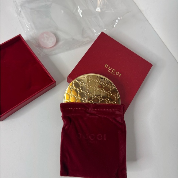 Gucci | Accessories | Gucci Gold Compact Mirror With Red Pouch And Box ...